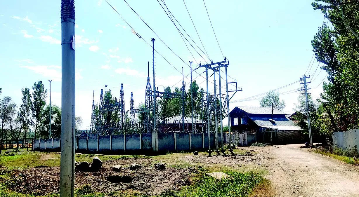 Traffic movement restored on Srinagar-Leh highway after brief closure