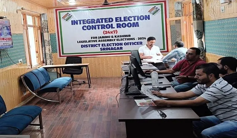 Srinagar admin establishes control room to scrutinize election related ...