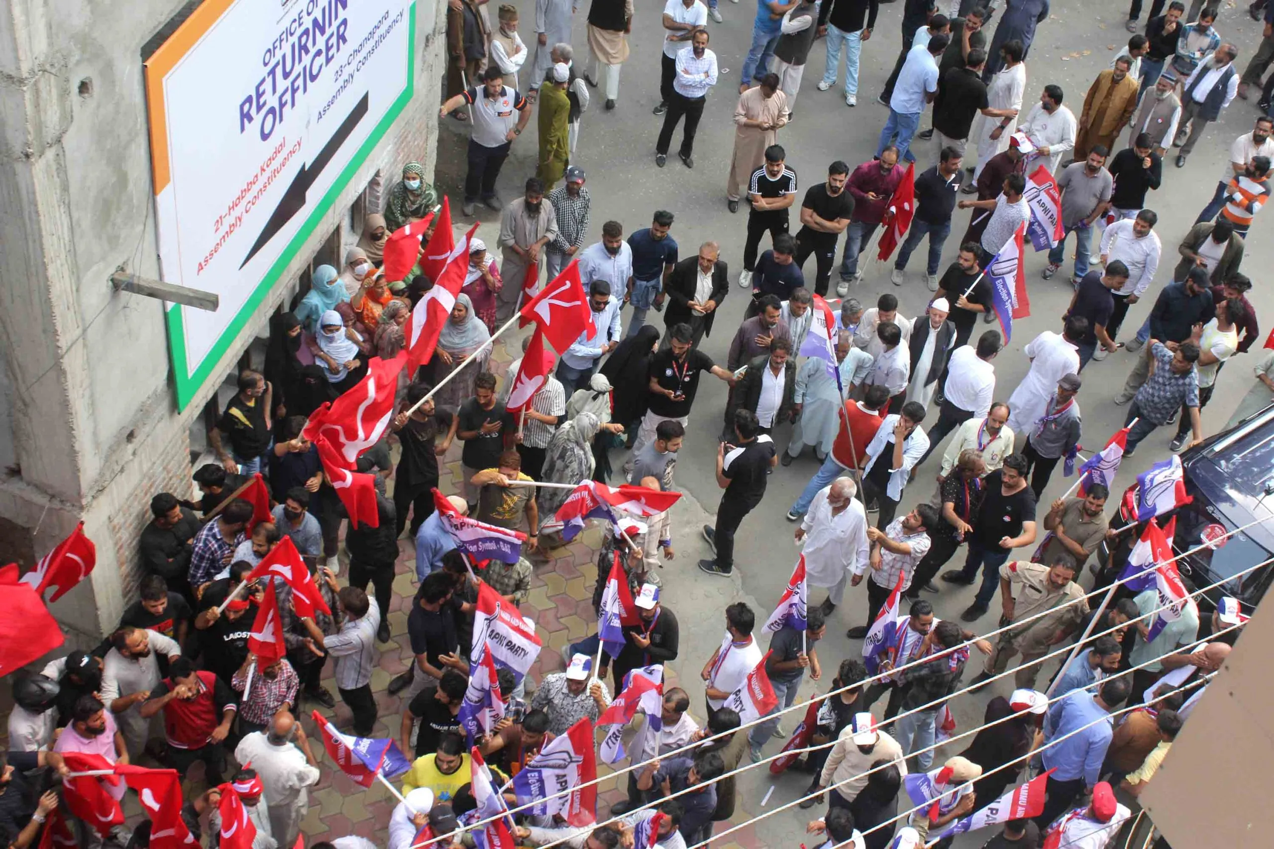 In Pictures: Victory signs everywhere as politicians from different ...