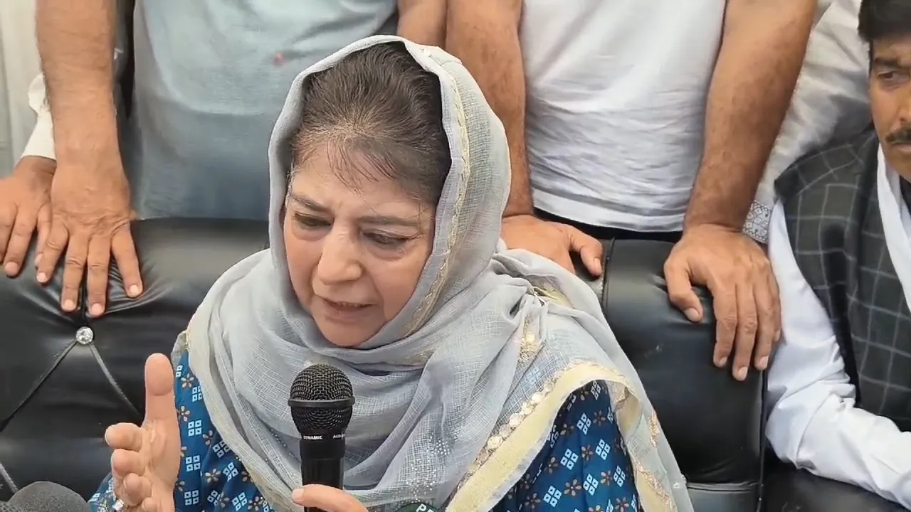 Mehbooba warns against ‘weaponizing water’ after Omar backs Tulbul Project