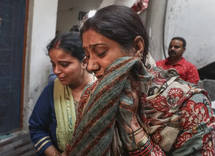 ‘Shashi’s wife had to make video call at moon sighting time to break ...