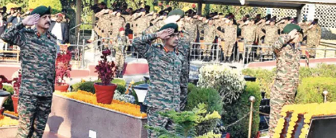 Northern Army Commander pays homage to gallant soldiers
