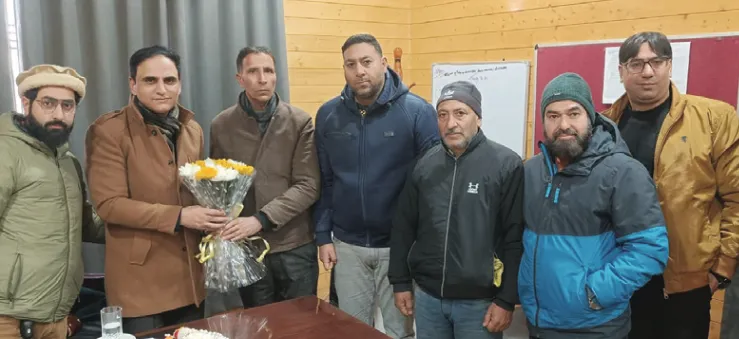 KTA meets RTO Kashmir, discusses key transport issues