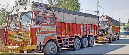 Encroachment of approach road to Baramulla railway station raises concerns