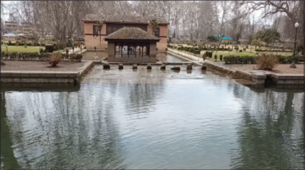 Achabal springs in south Kashmir roar back to life
