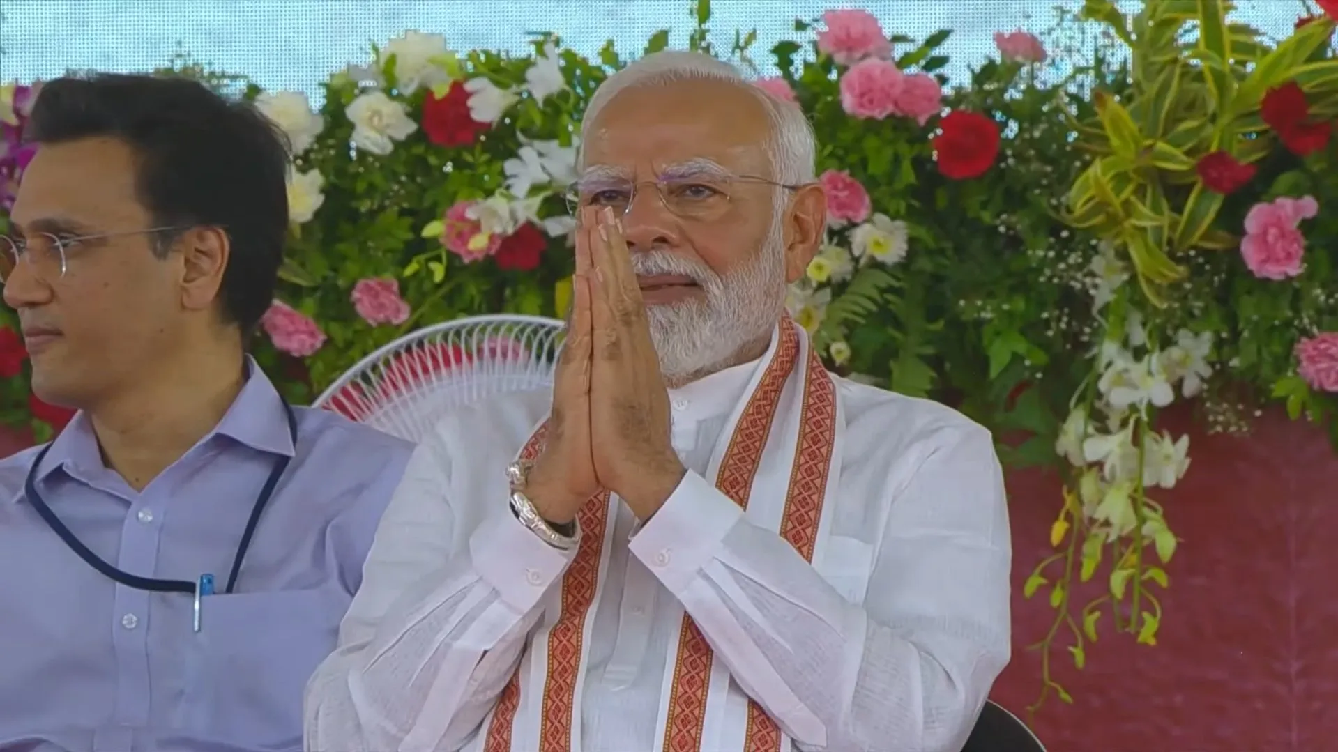 PM Modi greets nation on Gurpurab, Kartik Purnima