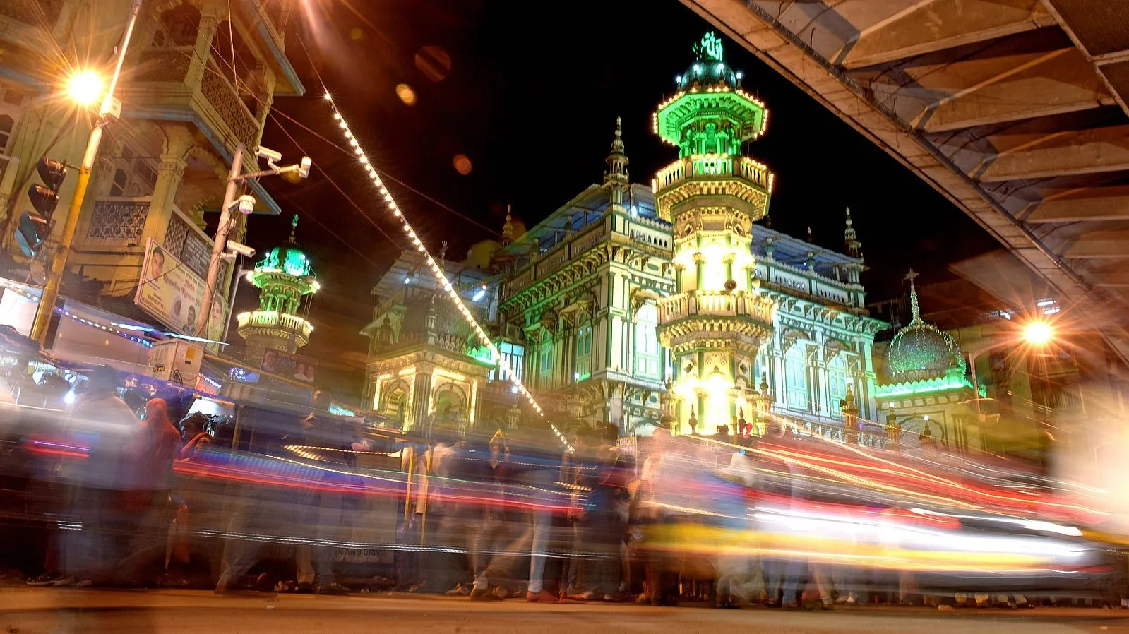 Sound of innovation: Mumbai mosques go digital with 'azan app' to ...