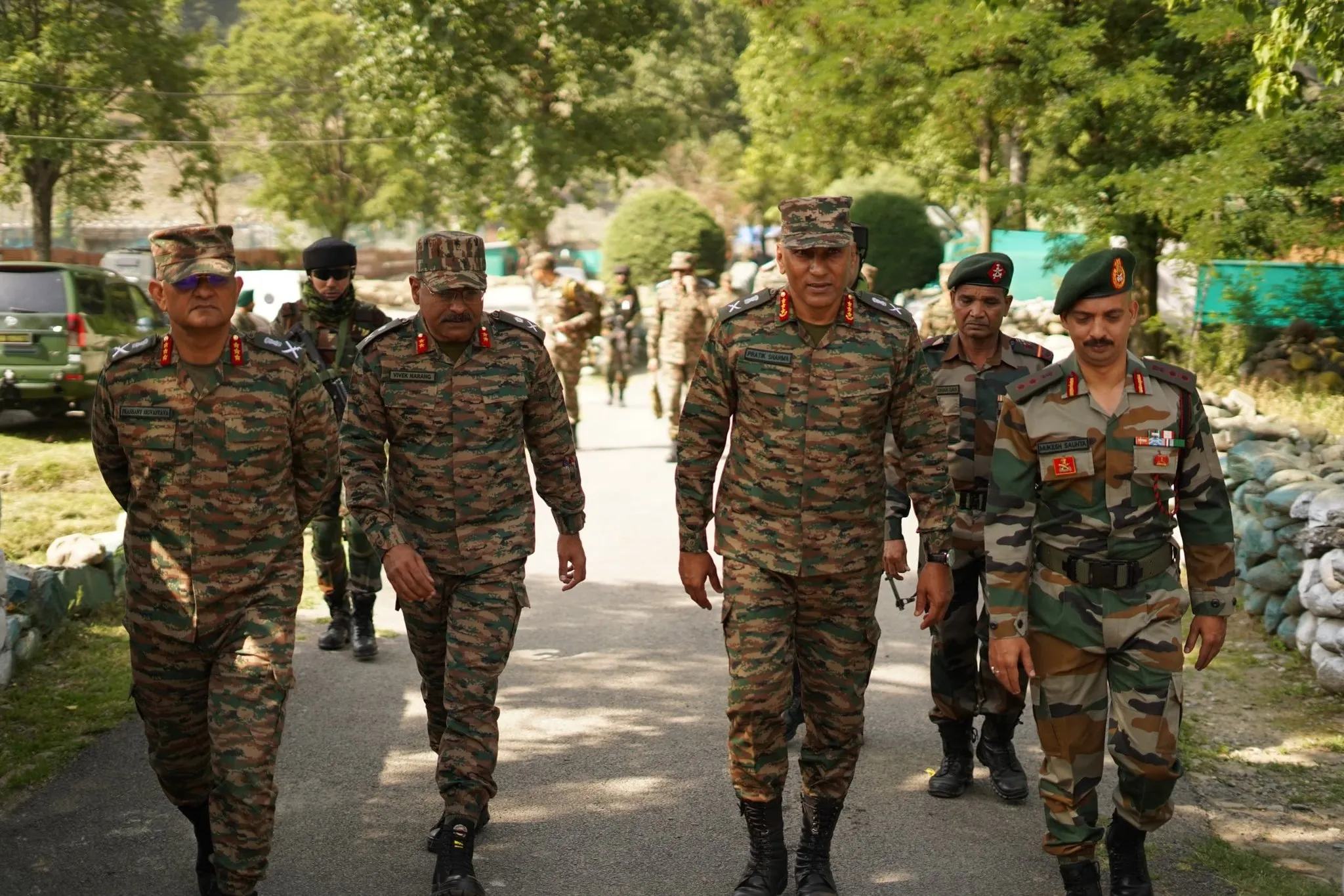 Northern Army Commander reviews security situation in Pir Panjal range