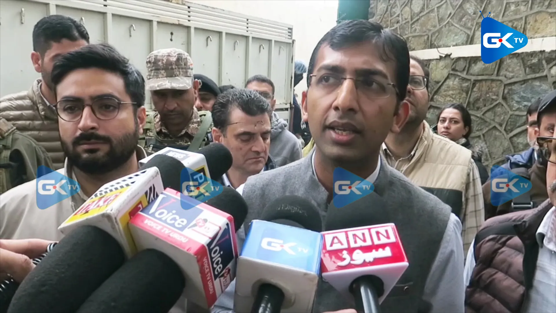 9000 evacuated in Budgam, situation under control: Div Com Kashmir