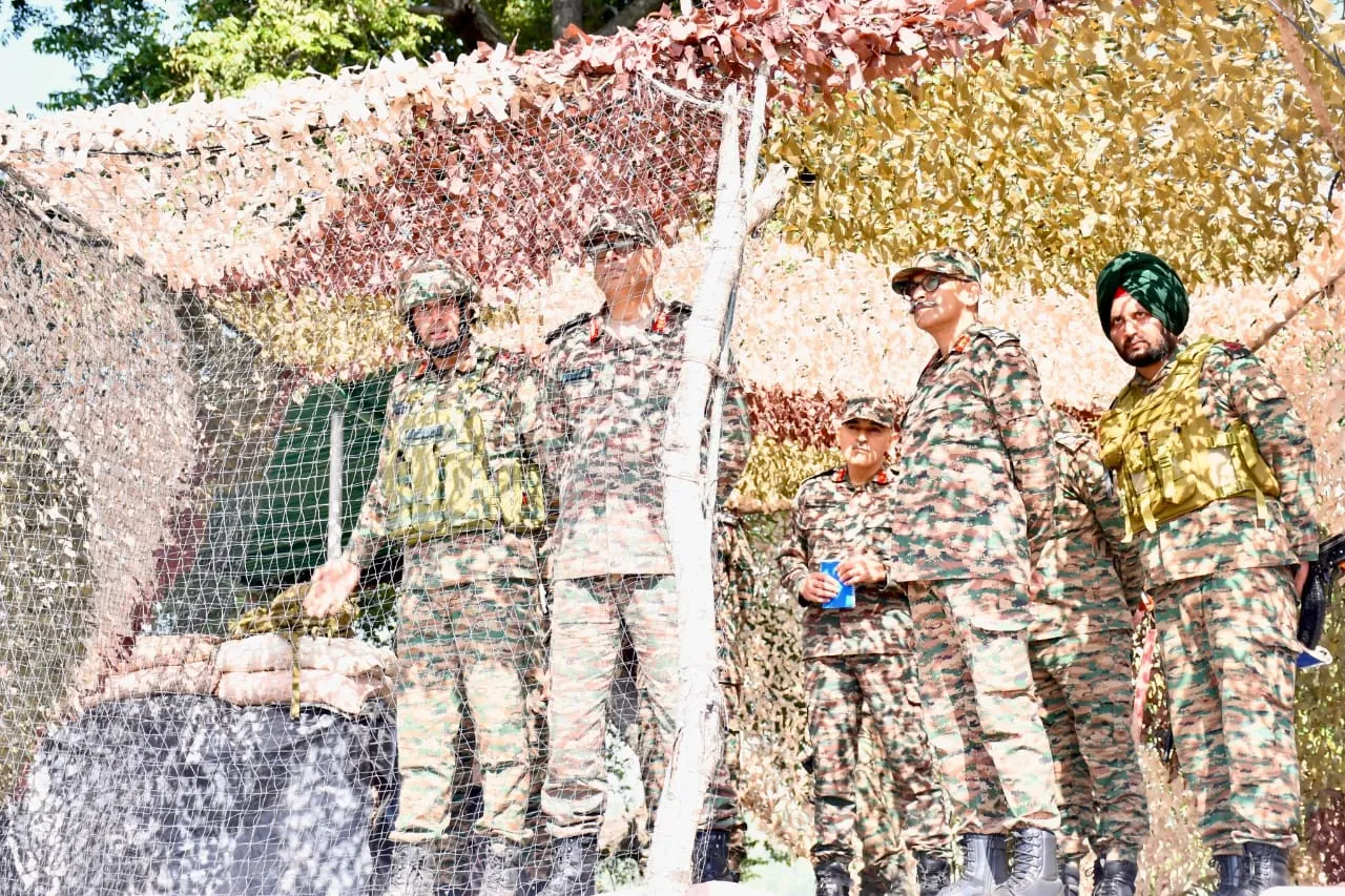 White Knight Corps GoC exhorts troops to maintain robust domination posture along LoC