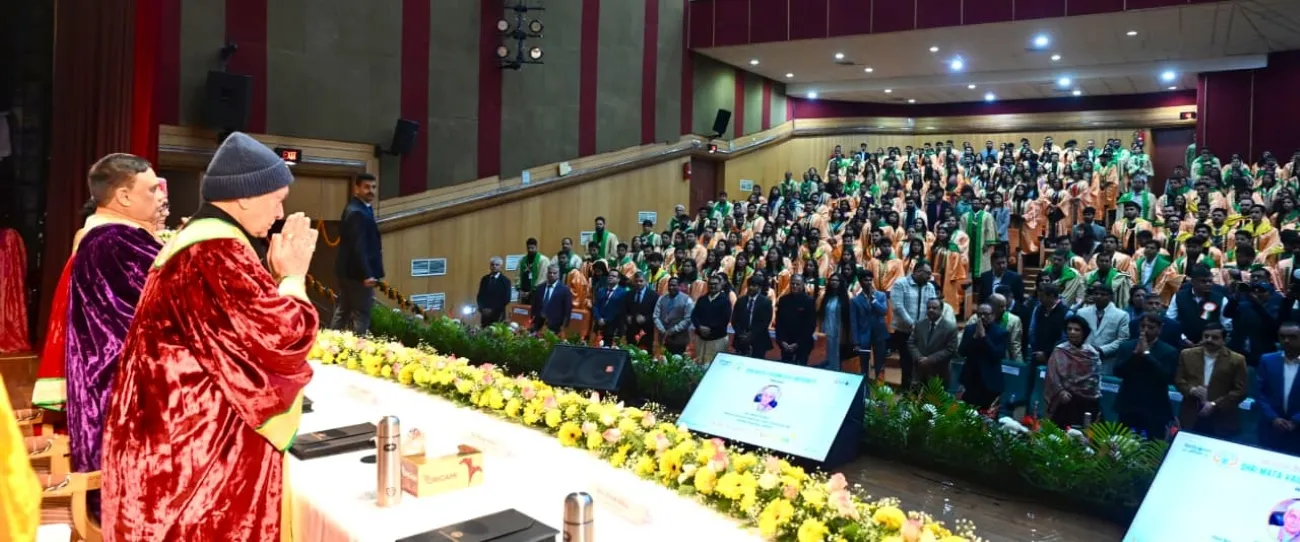 Lieutenant Governor addresses 11th convocation ceremony of SMVD University