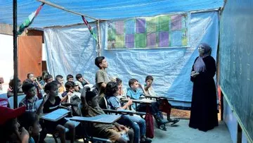 Gaza’s classrooms return, tent by tent, after ceasefire — but scars of ...